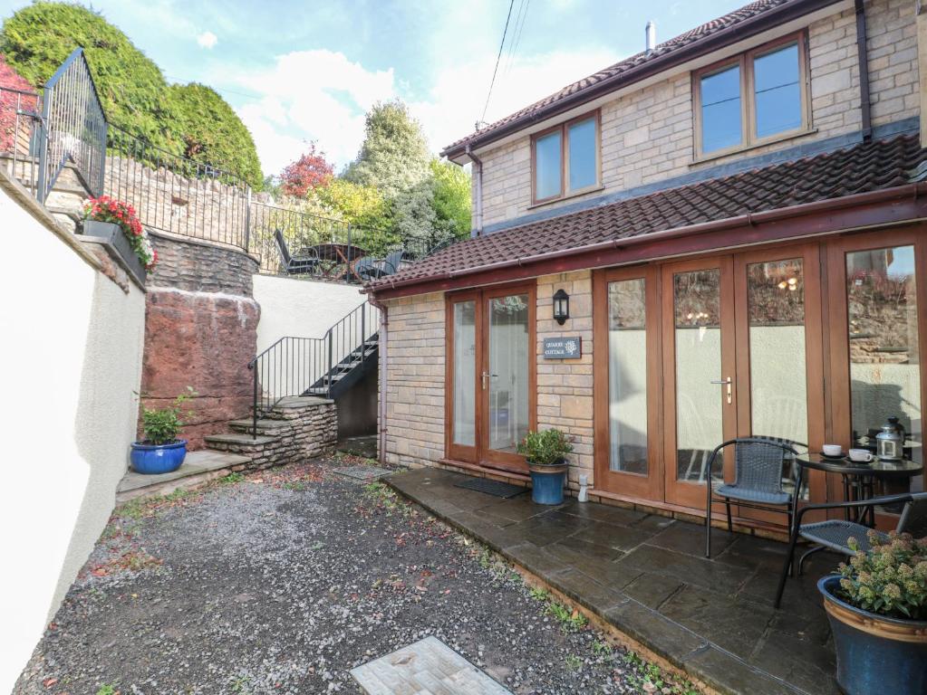 Quarry Cottage | Somerset Guide