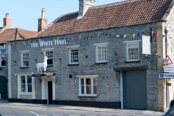 The White Hart | Somerset Guide